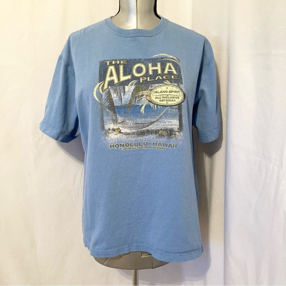 St. John's Bay | Tops | The Aloha Place Honolulu Hawaii L | Poshmark